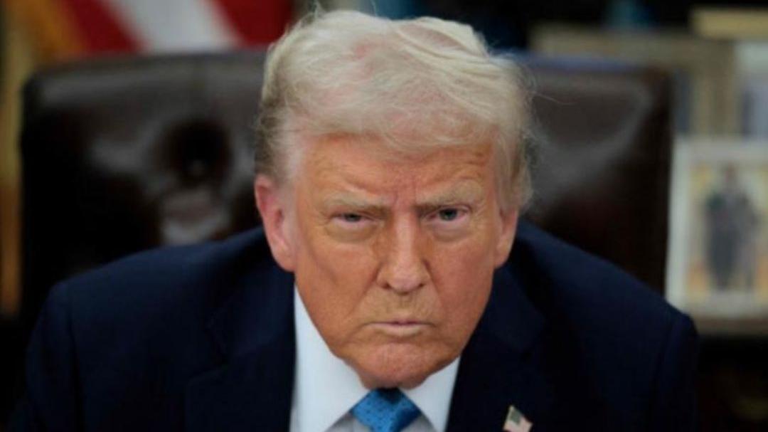 iPhone users report ‘Trump’ replacing word ‘racist’ in dictation; Apple ...