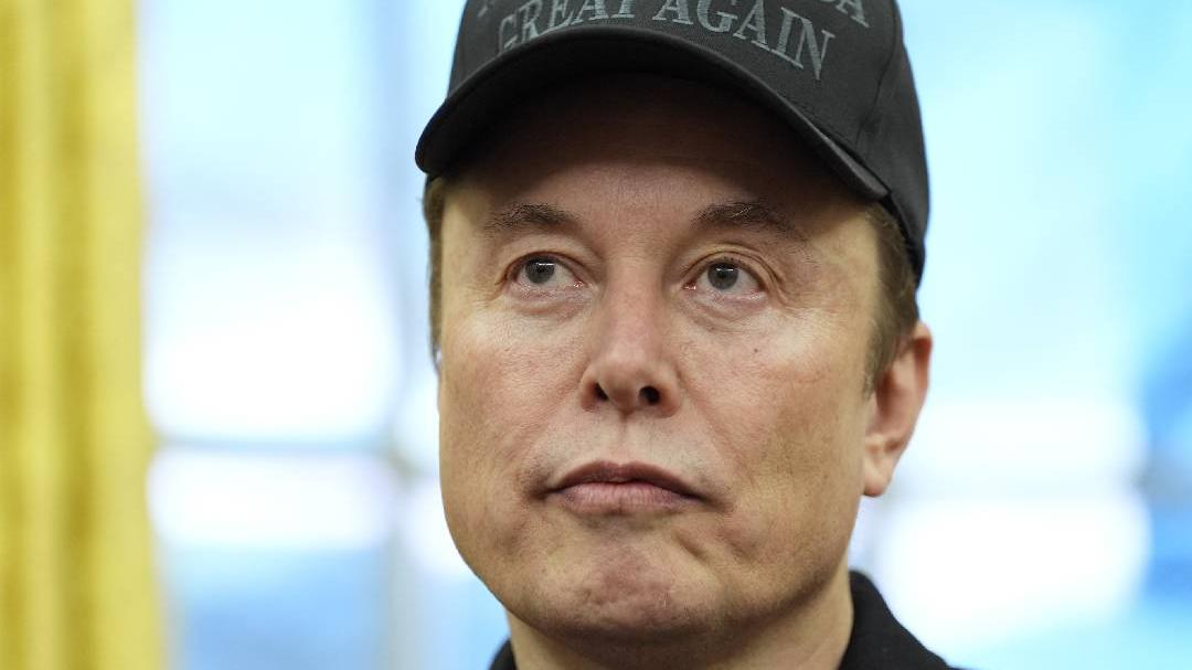 After Indian Columbia student flees, Elon Musk backs self-deportation app