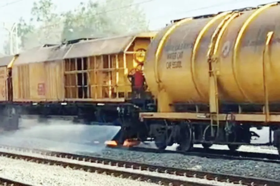 No more rattling trains! Kerala gets its first rail grinding machine to ...
