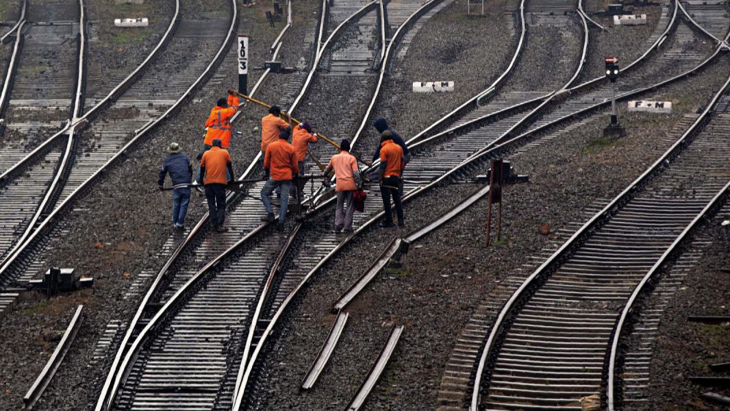 Efforts to straighten rail tracks progressing well in Kerala: Southern ...