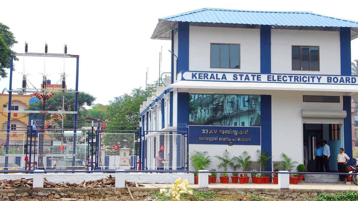 Kerala Govt's special scheme on 4th anniversary: Settle long-pending ...