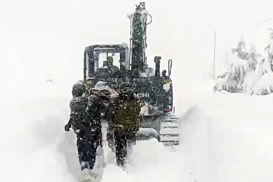 Uttarakhand avalanche: 47 rescued, Search continues for 8 trapped labourers