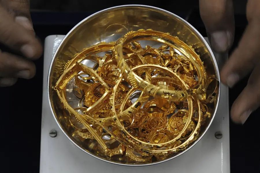 Stolen gold found in laundry bucket outside Kozhikode house; 25 ...