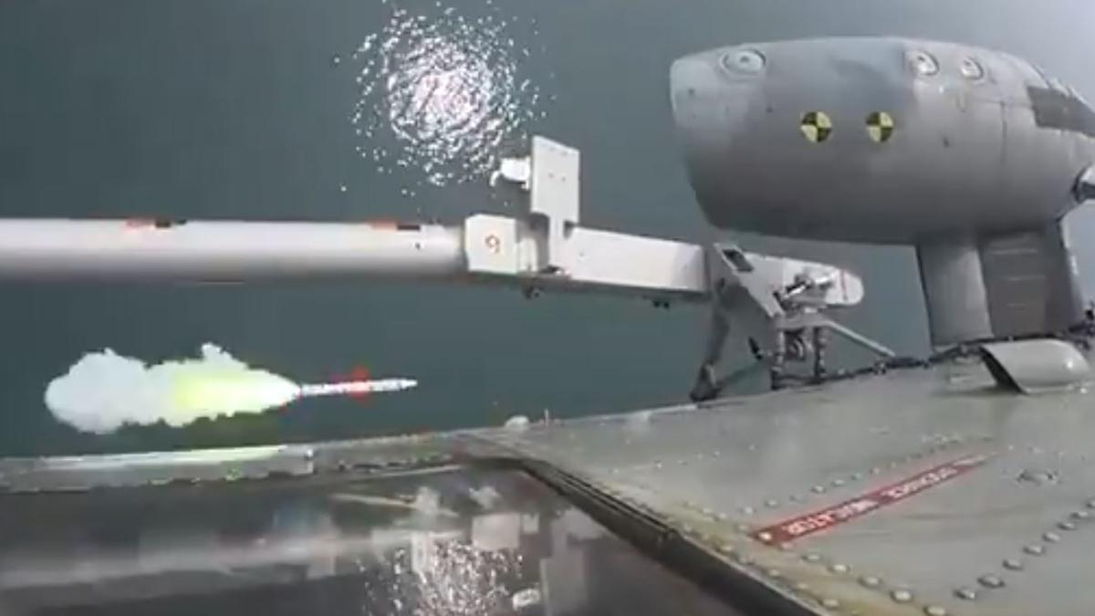 DRDO's NASM-SR: Indian Navy successfully tests first-of-its-kind anti ...