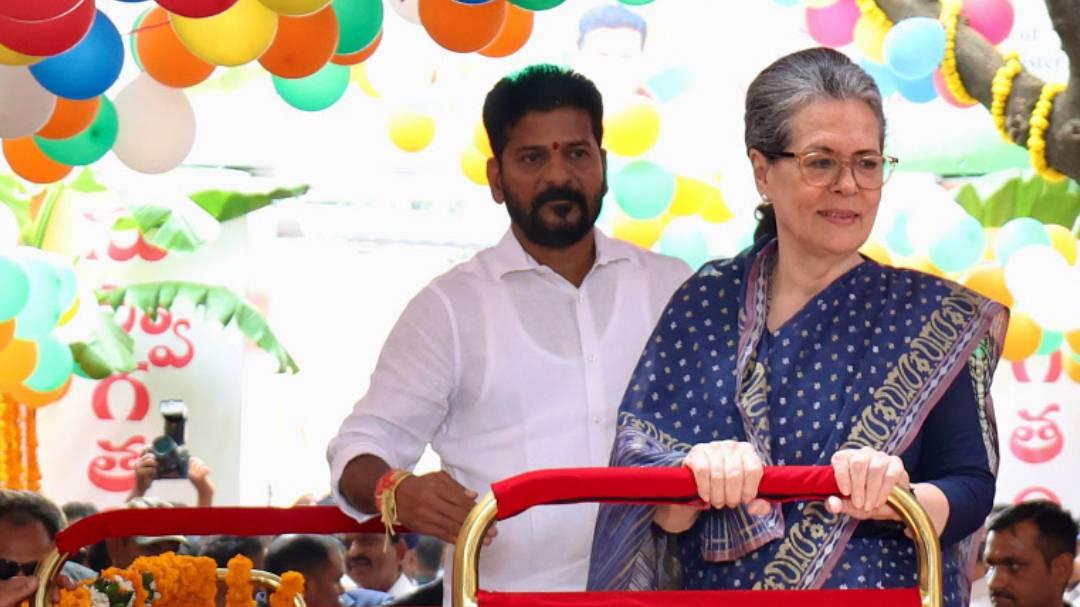Revanth Reddy requests Sonia Gandhi to contest LS polls from Telangana