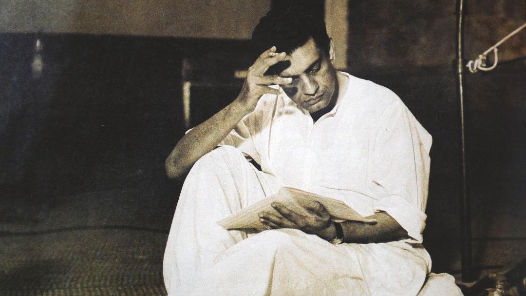 Watch Om Puri, Smita Patil, Satyajit Ray’s iconic ‘Sadgati’ jamming in ...