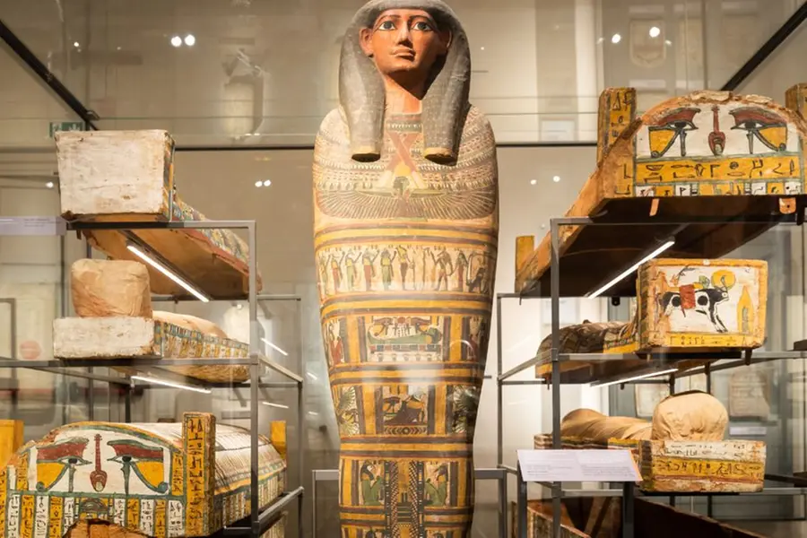 Mysterious aroma: Researchers find Egyptian mummies smell surprisingly ...