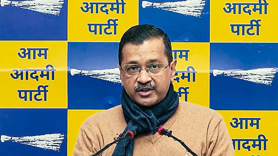 Kejriwal: From Muffler Man to Sheesh Mahal
