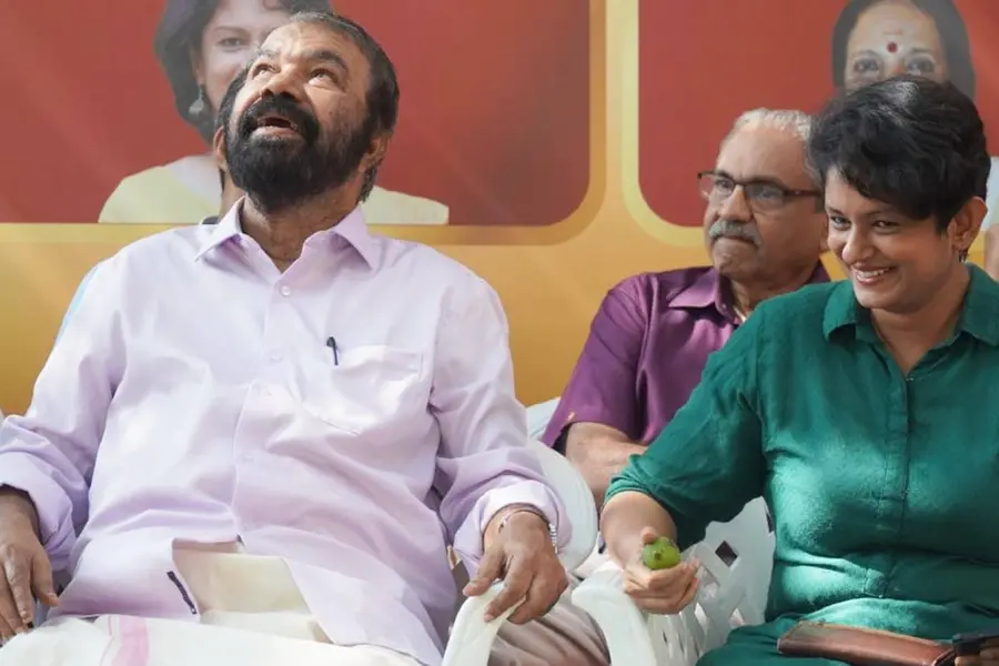 Newton moment! Mango falls on Kerala Minister’s head mid-speech ...