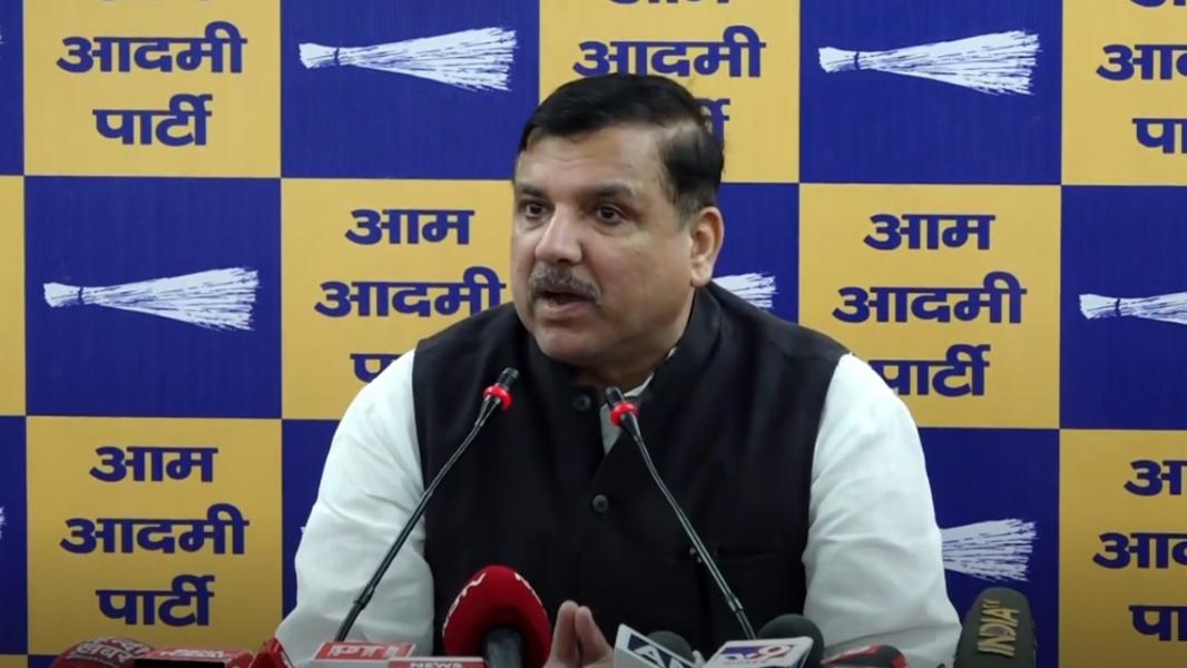Arvind Kejriwal to vacate house once branded as 'Sheesh Mahal' | WATCH ...