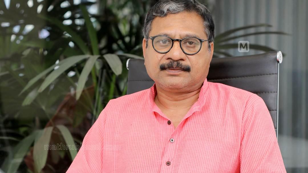 Rafeeq Ahamed conferred with Padmaprabha Award