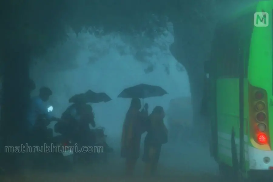 Heavy rains expected in Kerala; orange and yellow alerts issued for several districts