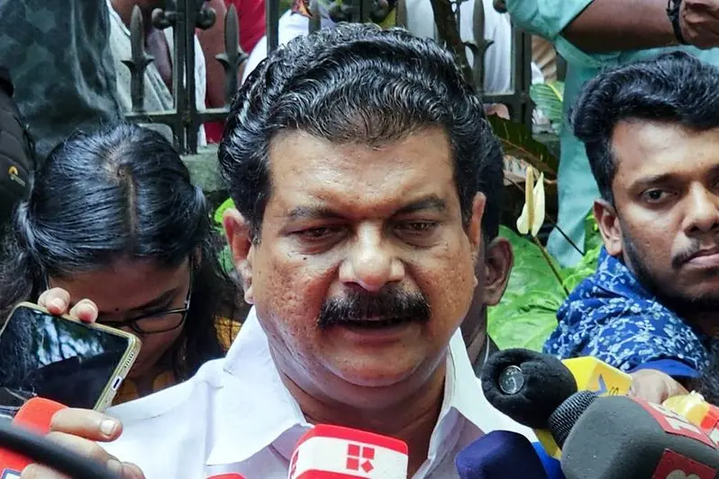 Peon shouldn't investigate headmaster: Anvar slams probe into Kerala ...