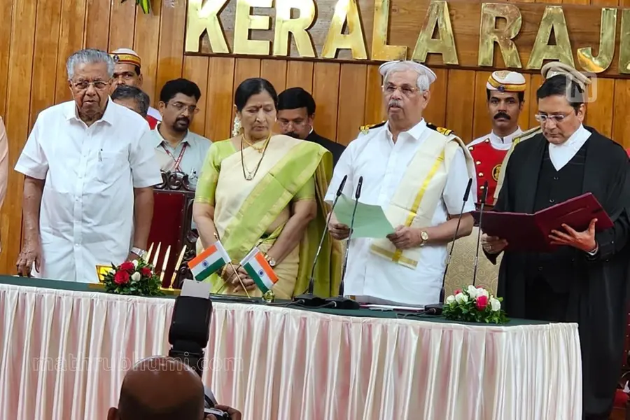 Rajendra Arlekar takes oath as 23rd Governor of Kerala