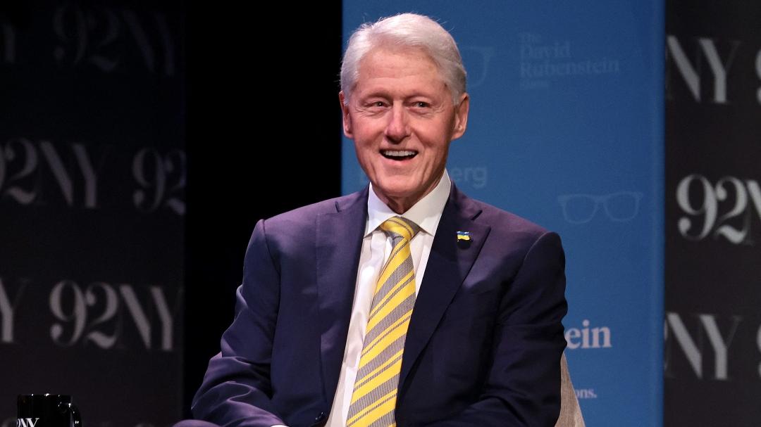 Former US president Bill Clinton discharged from hospital after flu ...