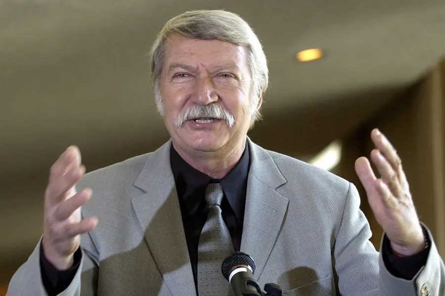Bela Karolyi, coach of Olympians Nadia Comaneci and Mary Lou Retton ...