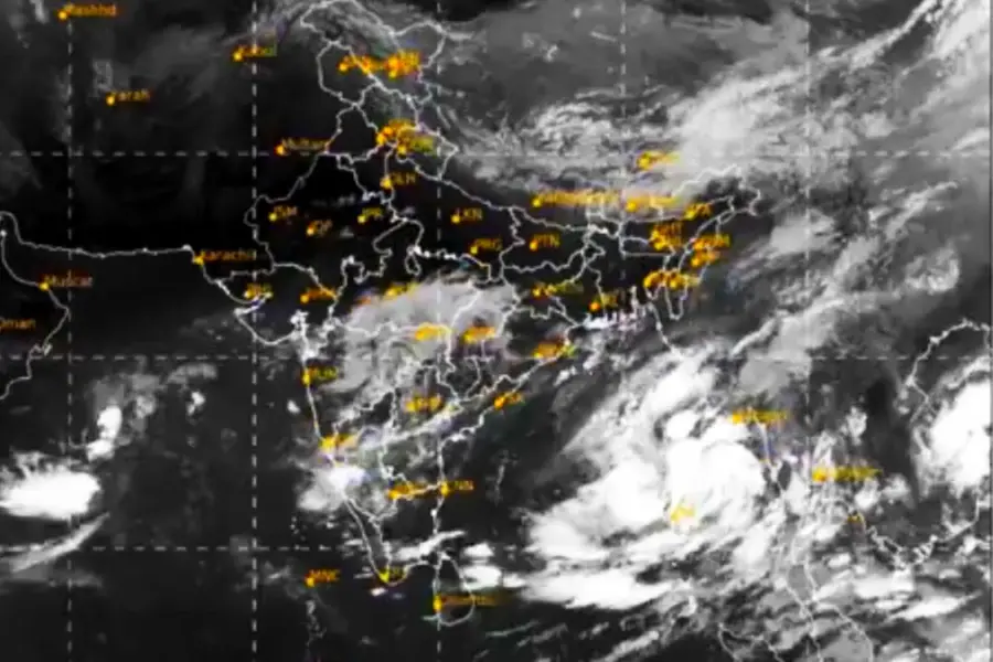 Cyclone alert for Odisha, West Bengal, Andhra Pradesh; landfall likely ...