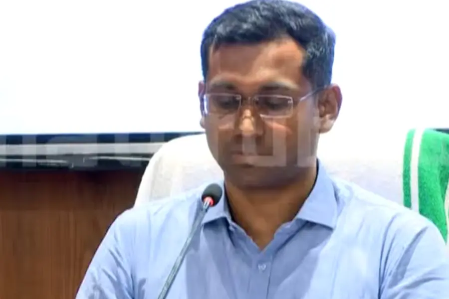 ADM's suicide: Kannur Collector apologizes to Naveen Babu's family