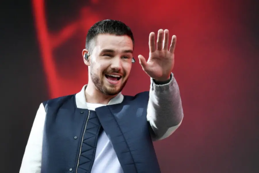 Former One Direction member Liam Payne dies after fall from hotel ...