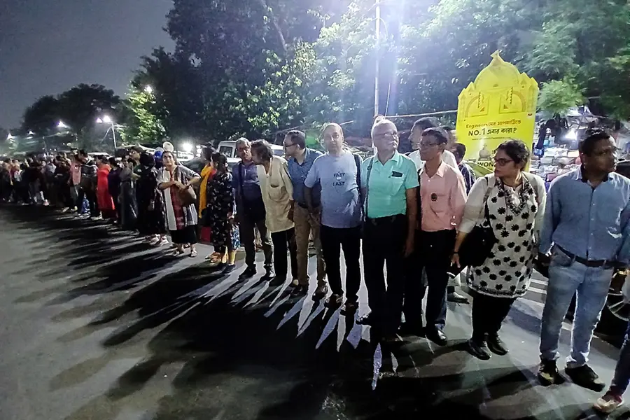 RG Kar protest: Minister, cop face outcry following obstructions in ...