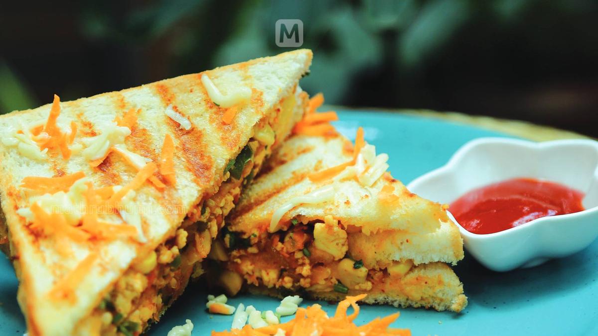 30 students fall ill after suspected food poisoning from sandwiches in Pune