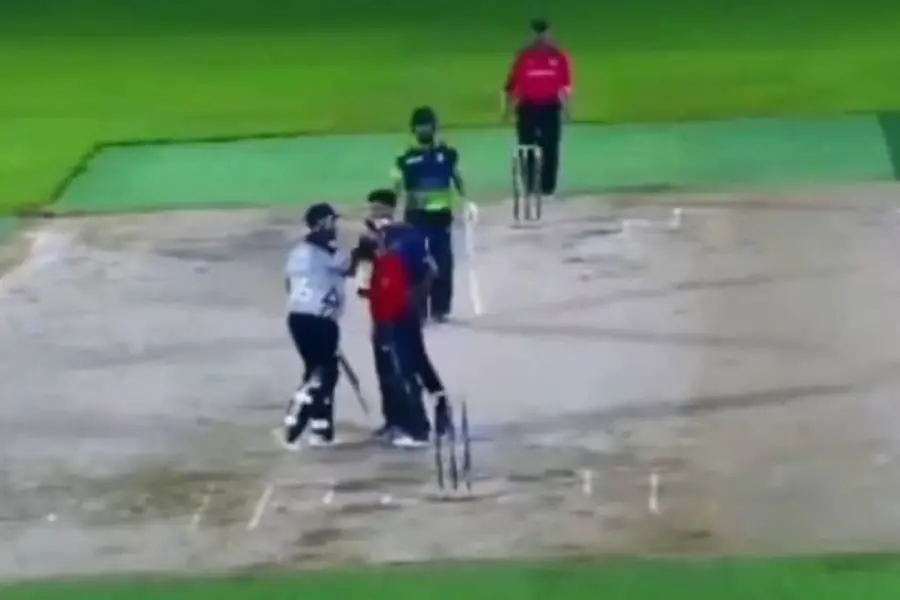Fight on cricket field: MCC Weekdays Bash XIX final marred by controversial brawl | WATCH
