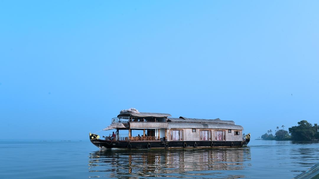 Kerala Tourism: Best tourist places to visit in Alappuzha, how to reach ...