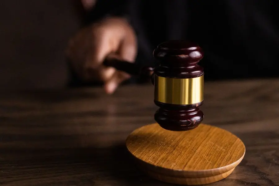 Woman remanded after assaulting husband in courtroom