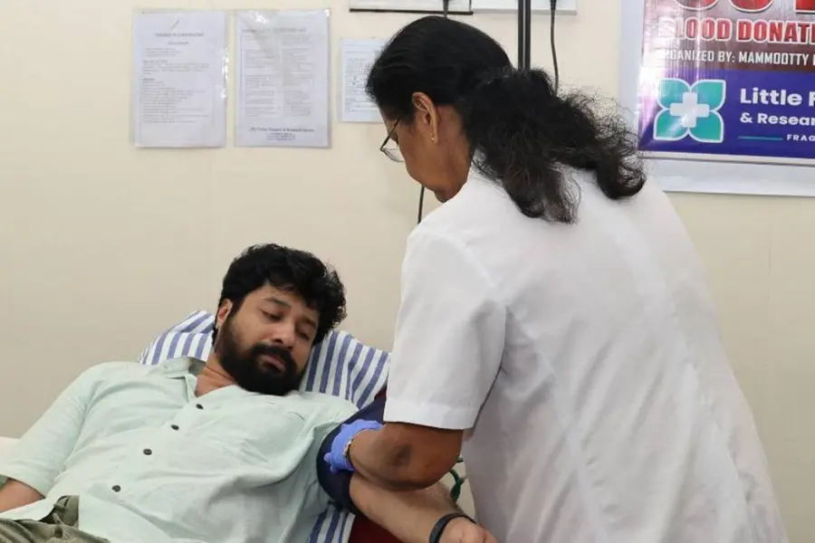 Actor Shabareesh dons hero's cape at Mammootty’s birthday special blood ...