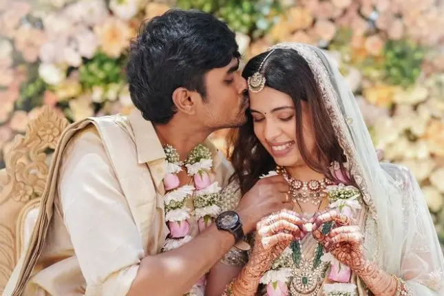 Instagram influencer Diya Krishna weds Aswin Ganesh in glamorous ceremony, pics inside