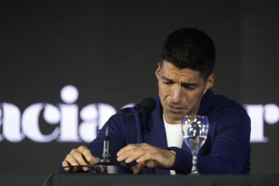Teary-eyed Luis Suarez announces retirement from international football ...