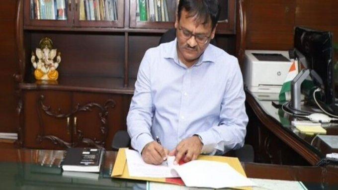 IAS officer Dharmendra appointed as Delhi's new chief secretary.