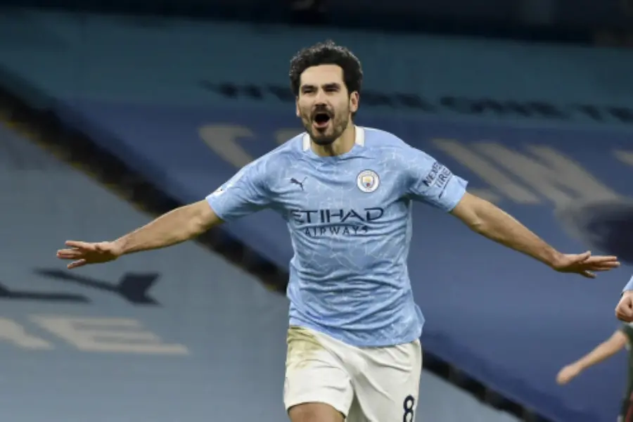 Ilkay Gundogan returns to Manchester City, declares club 'best in the ...