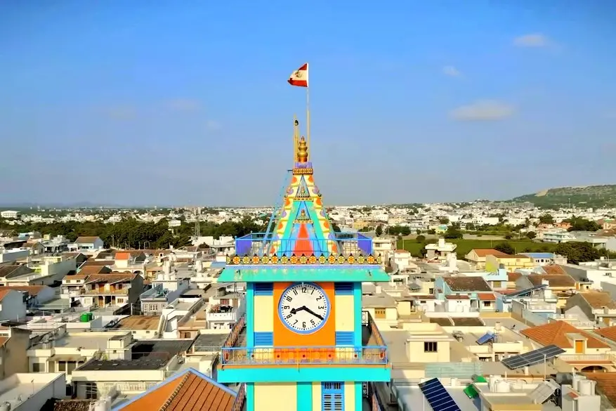 This village in India is the richest place in Asia with Rs 7,000 crore ...