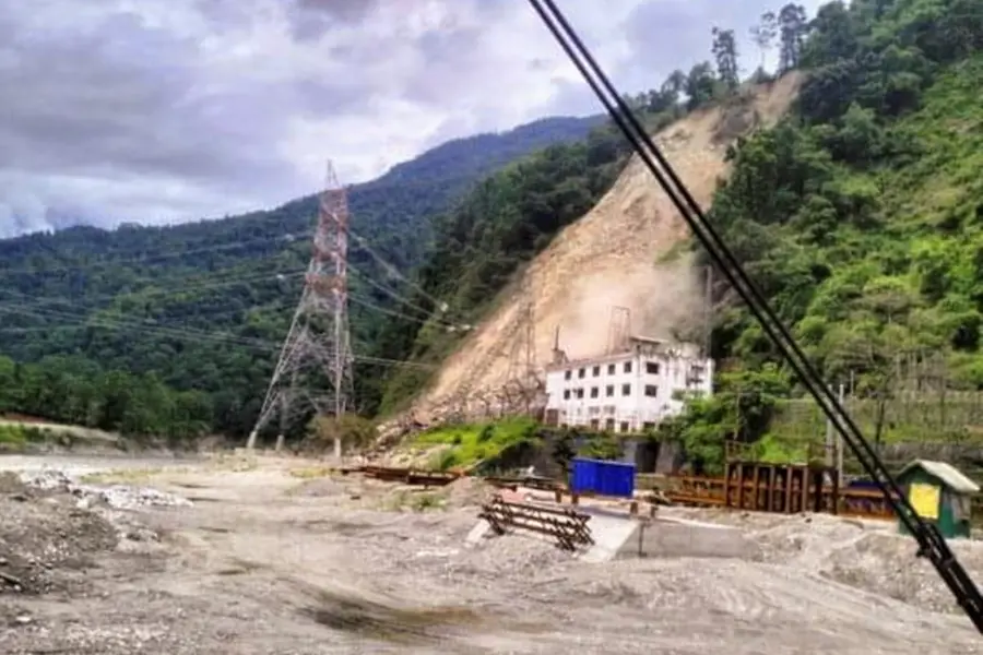 Massive landslide in East Sikkim damages Teesta hydroelectric project | WATCH