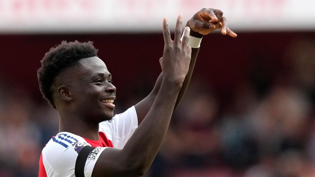 Saka shines as Arsenal kick off title bid with convincing win over Wolves