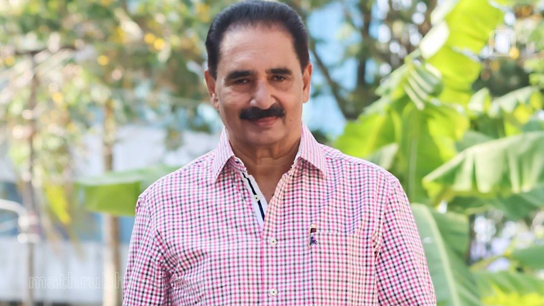 Kollam MP Premachandran becomes teacher for new parliamentarians