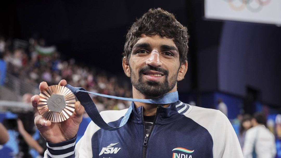 From tragedy to triumph: Aman Sehrawat's journey from loss and ...