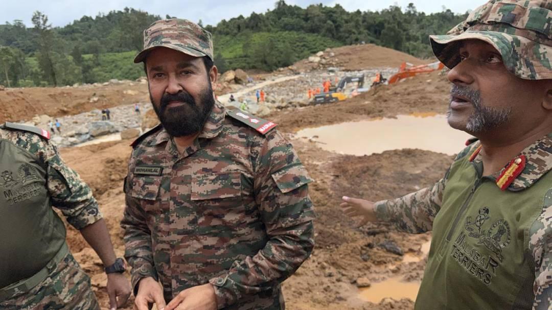 മോഹന്‍ലാല്‍ എത്തിയത് സൈനിക യൂണിഫോമില്‍; ദുരിതബാധിത പ്രദേശങ്ങളില് ...