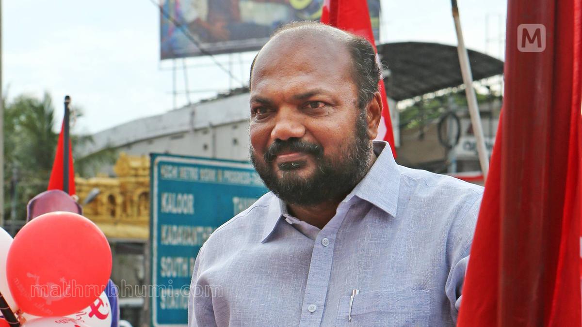 Satheesan wants to project himself as one who makes final word in ...