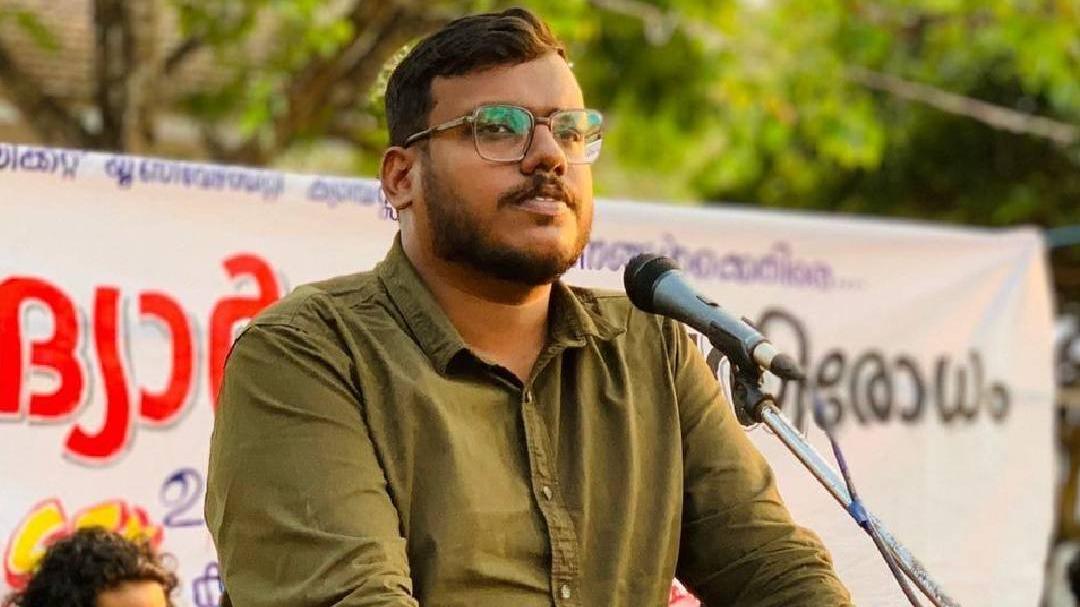 SFI doesn’t look at the flag of ruling party while launching agitation ...