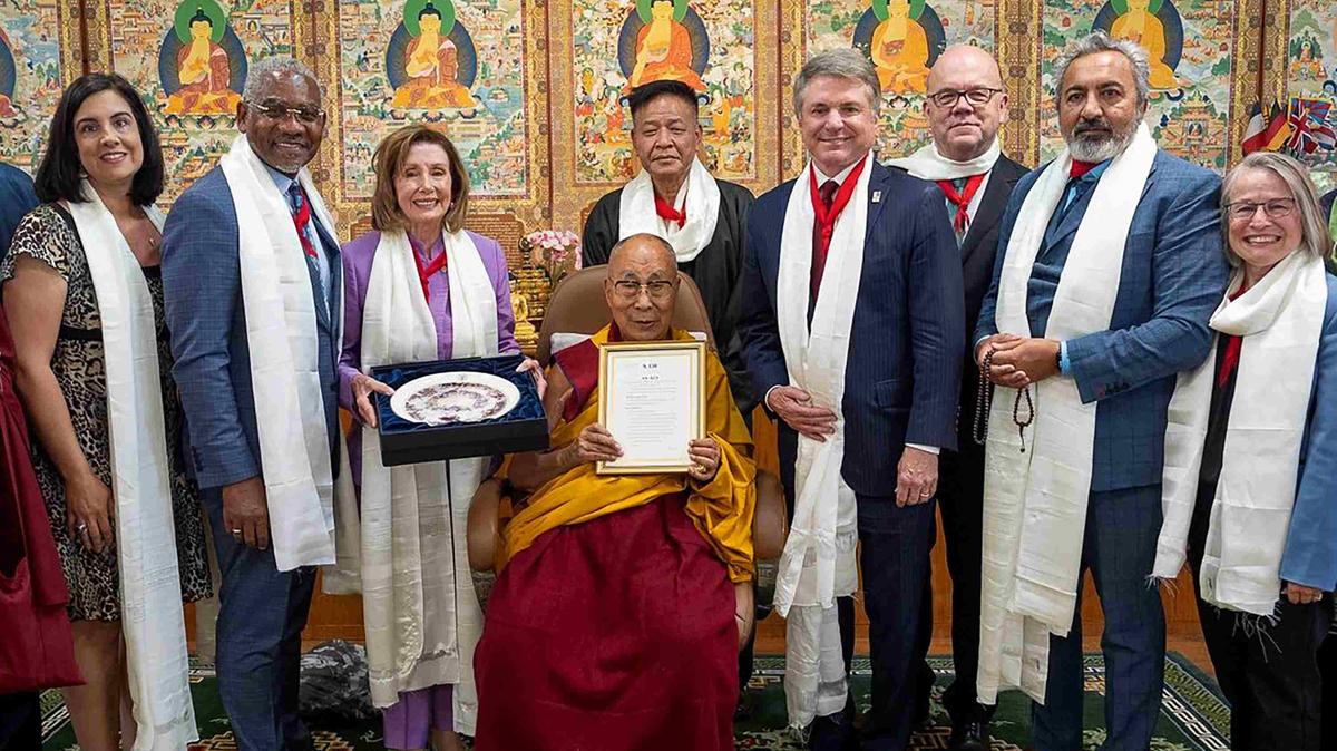 US Lawmakers meet Dalai Lama, China criticises visit