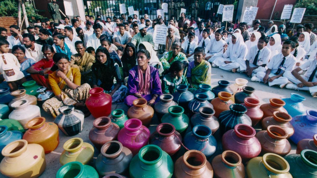 Plachimada land transfer: Protestors allege unholy alliance between ...