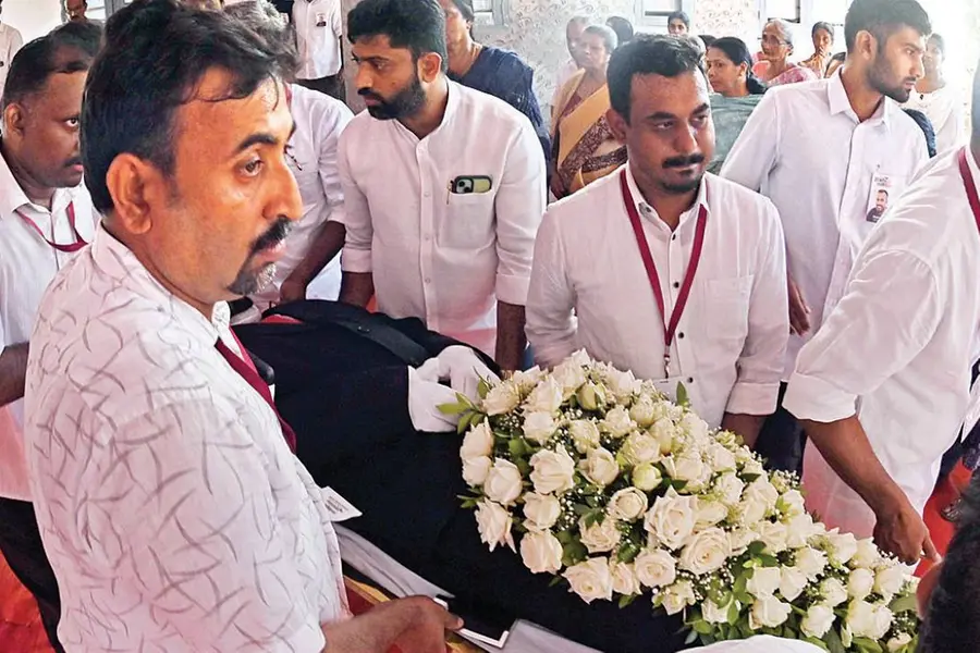 Kuwait fire tragedy: Stephin Abraham finally enters his new Pampady ...