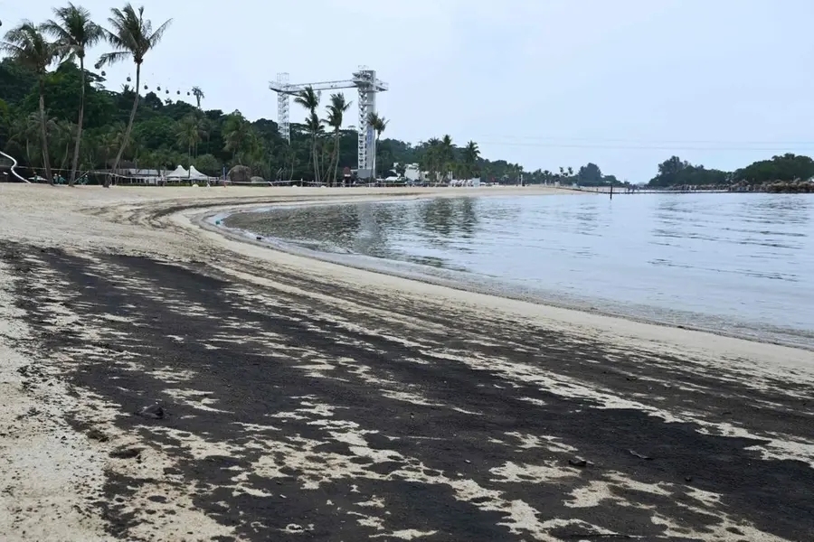 Singapore shuts Sentosa island beaches after oil spill