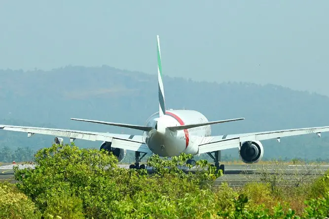 Flights scheduled to land at Karipur diverted due to heavy rain and fog
