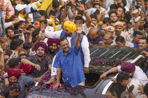 Kejriwal holds first roadshow for LS election campaign after his ...