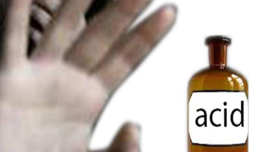 Acid attack on nurse at Punalur Taluk hospital; husband nabbed ...