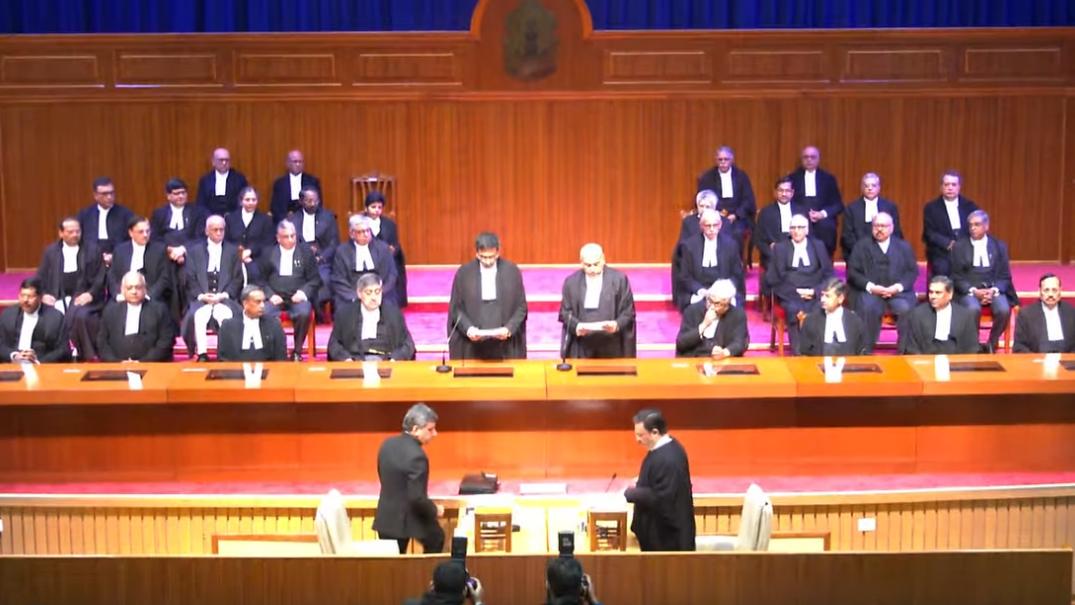 CJI Chandrachud administers oath of office to five new SC judges, strength rises to 32