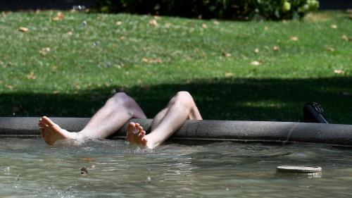 Withering heatwaves across globe shows no signs of easing; Greece ...